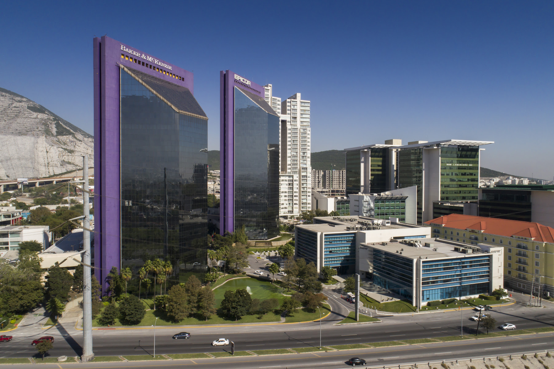 Fibra MTY venderá dos inmuebles de oficinas en Monterrey por hasta 650 ...