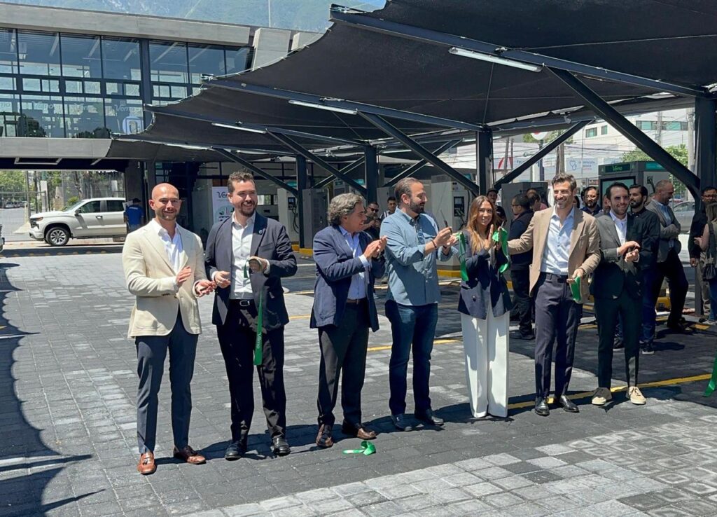 Vemo inaugura dos grandes electrolineras en Nuevo León, como parte de ...